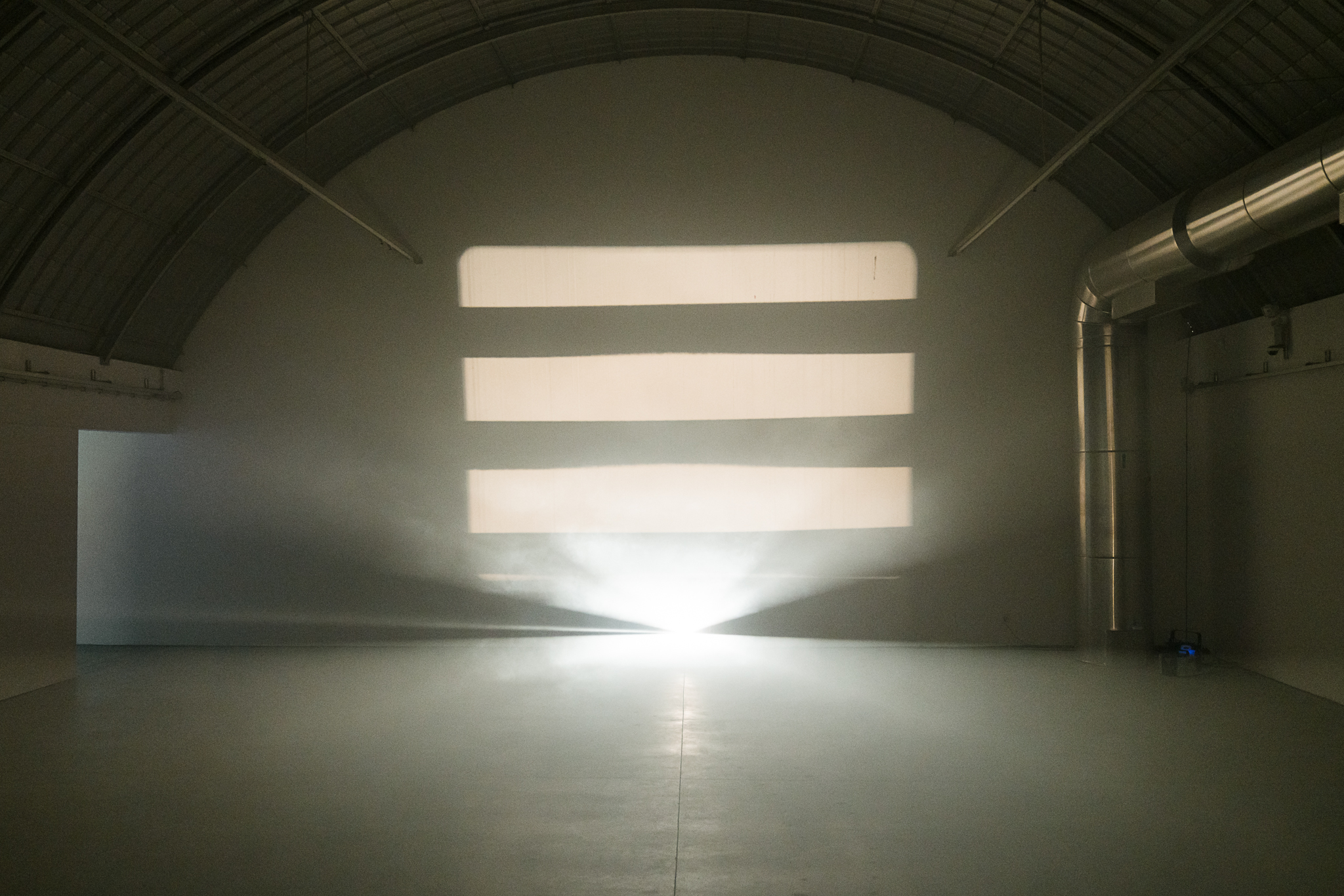 Feixe de Luz: Escultura Projetada, Cinema Exposto